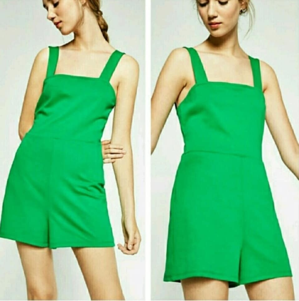 Zara green playsuit jumper, Fesyen Wanita, Pakaian Wanita, Jumpsuits di ...