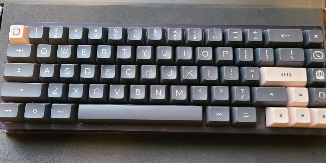 SA R3 Bliss (Base + Novelties) Keycap Set, Computers & Tech, Parts ...