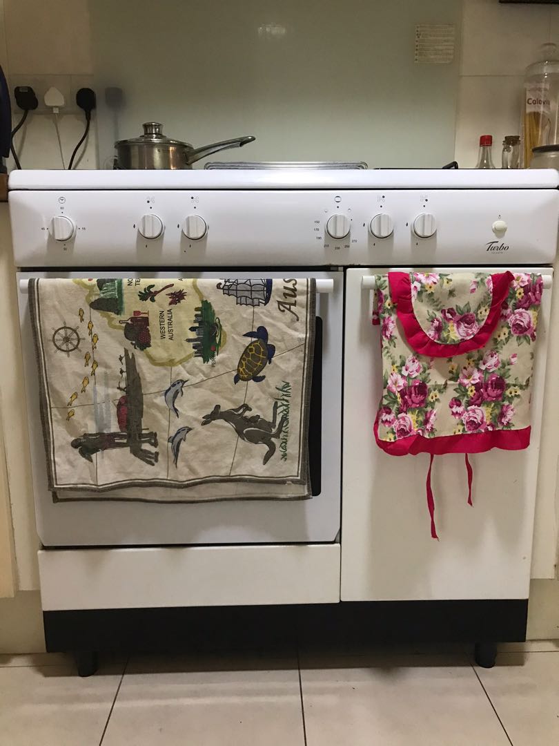 Turbo Incanto standing stove, TV & Home Appliances, Kitchen Appliances ...