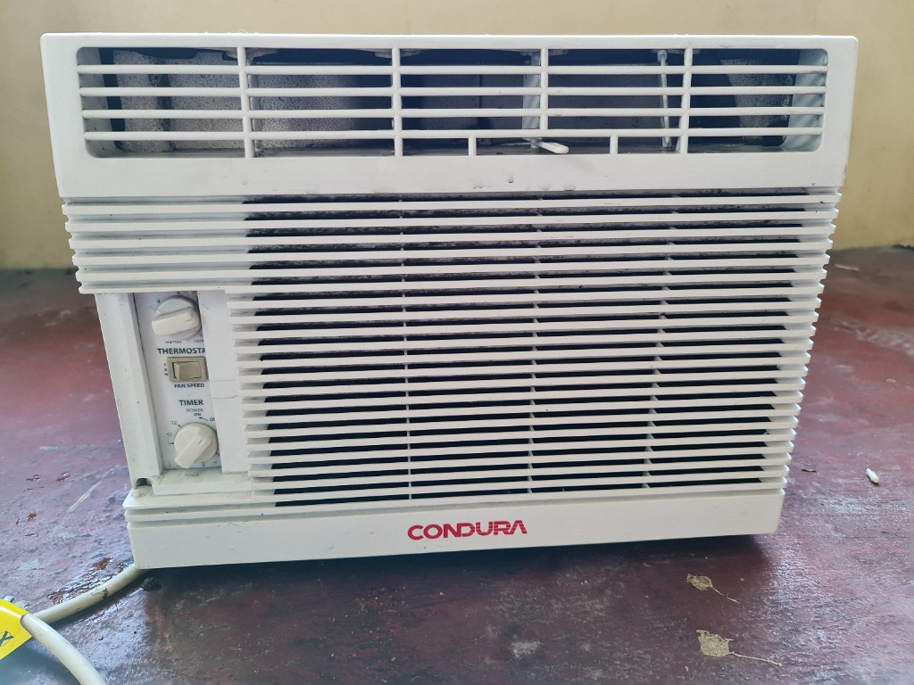 Condura 0.5HP aircon, TV & Home Appliances, Air Conditioning and ...
