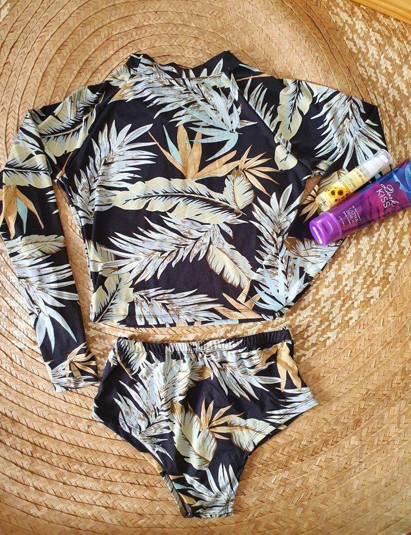 Cropped Rash Guard Bikini, Women's Fashion, Swimwear, Rash guard on ...