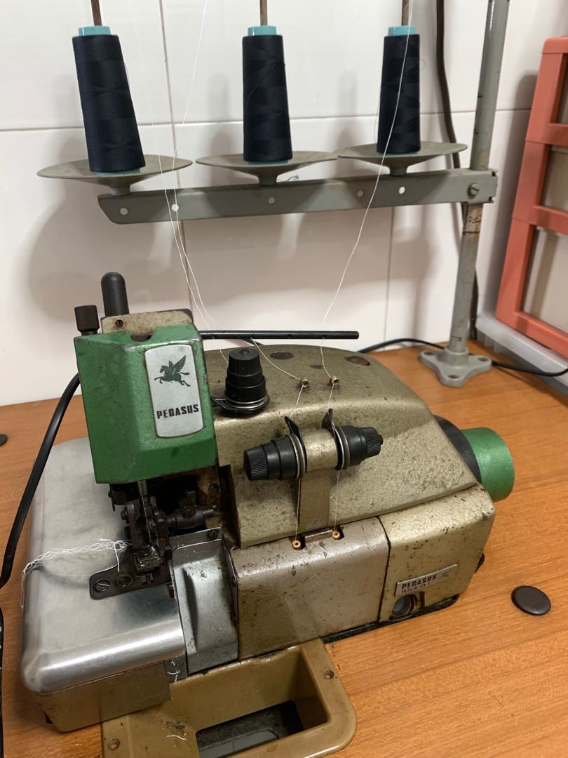 Overlock Serger Industrial Machine Pegasus, Everything Else on Carousell