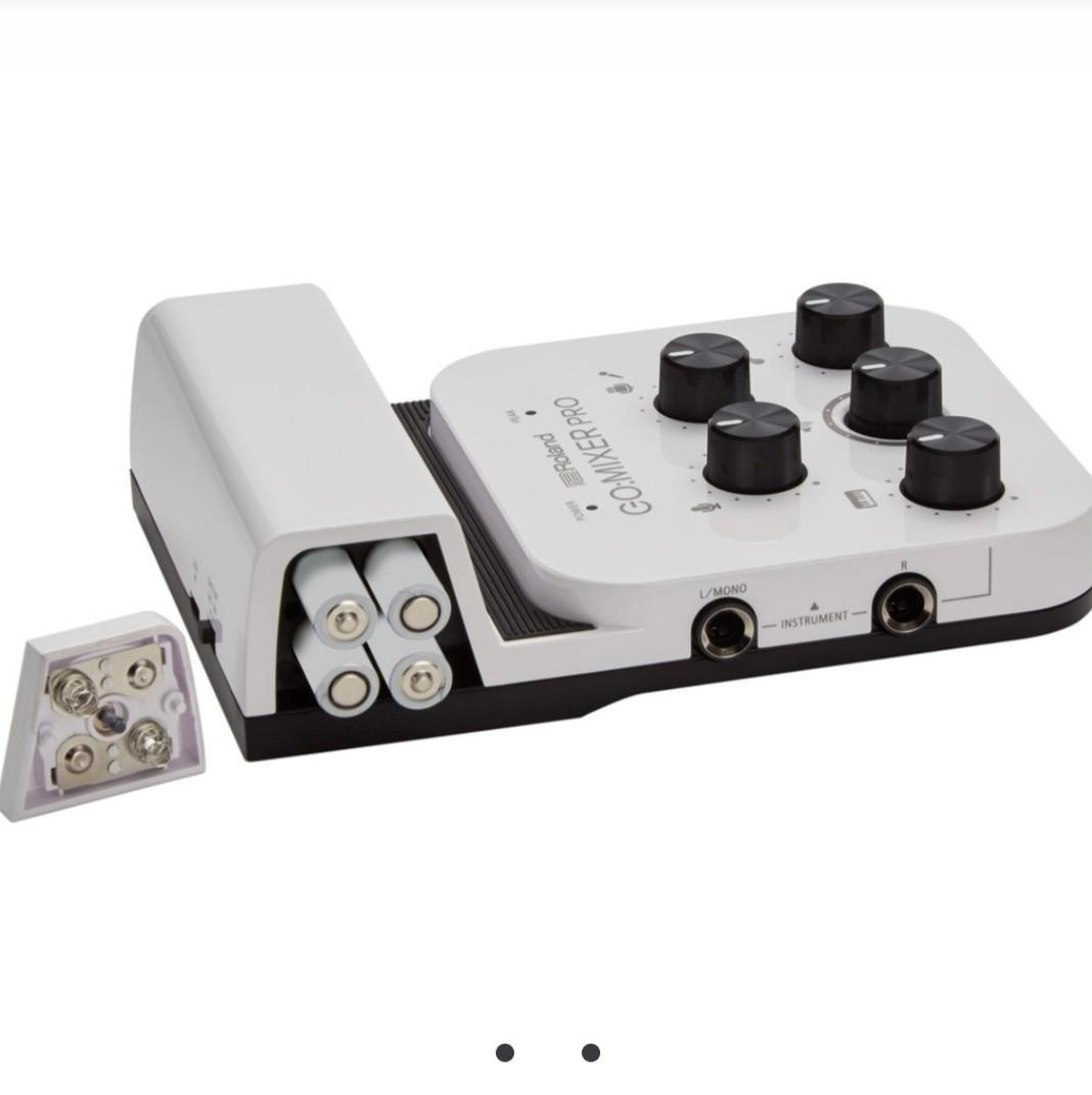 Portable Audio Interface:Roland GO:MIXER PRO with USB output Input - 9 ...