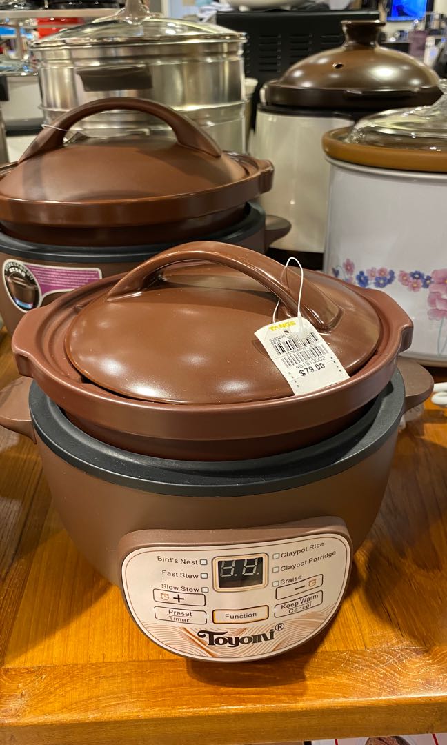 Toyomi Claypot Cooker, TV & Home Appliances, Kitchen Appliances, Cookers on Carousell