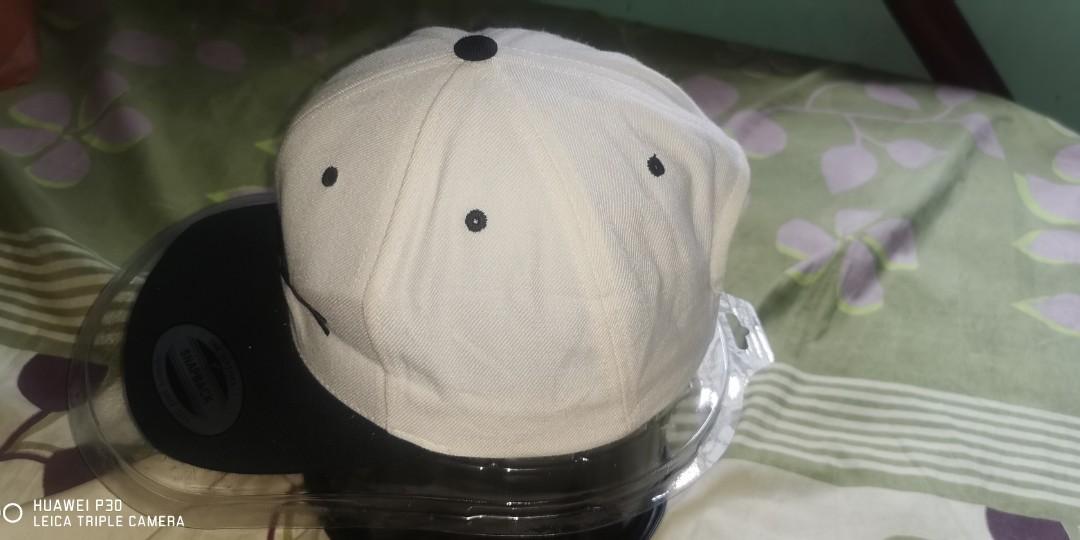 Vintage sabre classic yupong snapback, Men's Fashion, Watches ...