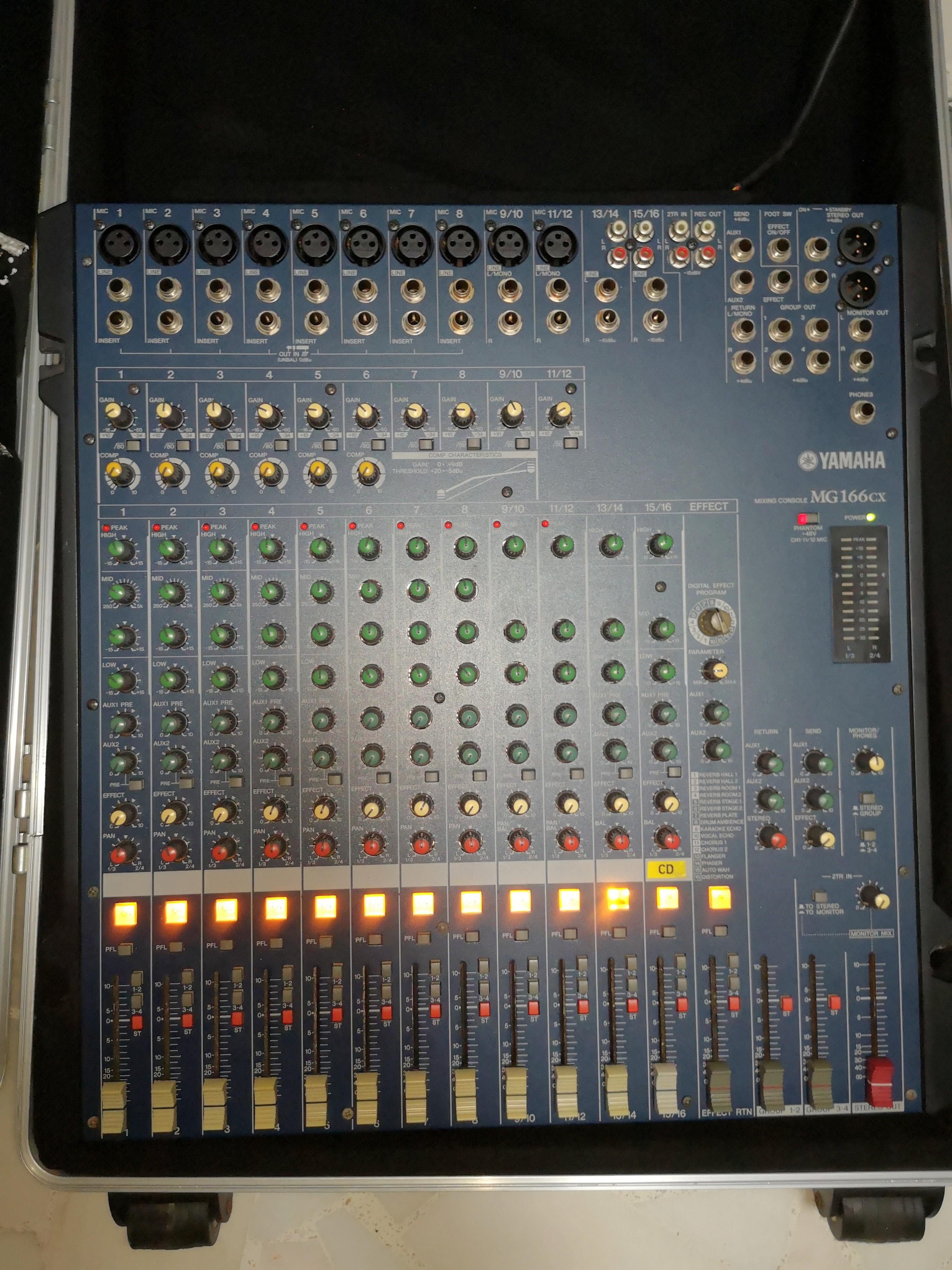 Yamaha MG166CX Mixer, Hobbies & Toys, Music & Media, Musical ...