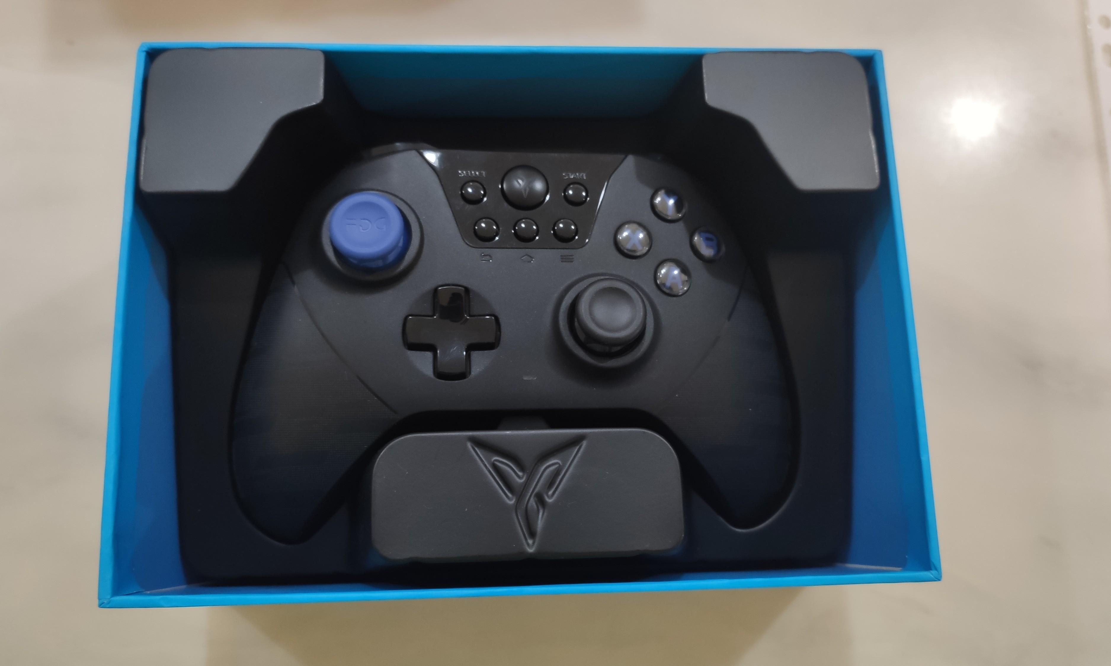 almost new!! Xiaomi Youpin Flydigi X8 Pro Wireless Controller, Video Gaming, Gaming Accessories ...