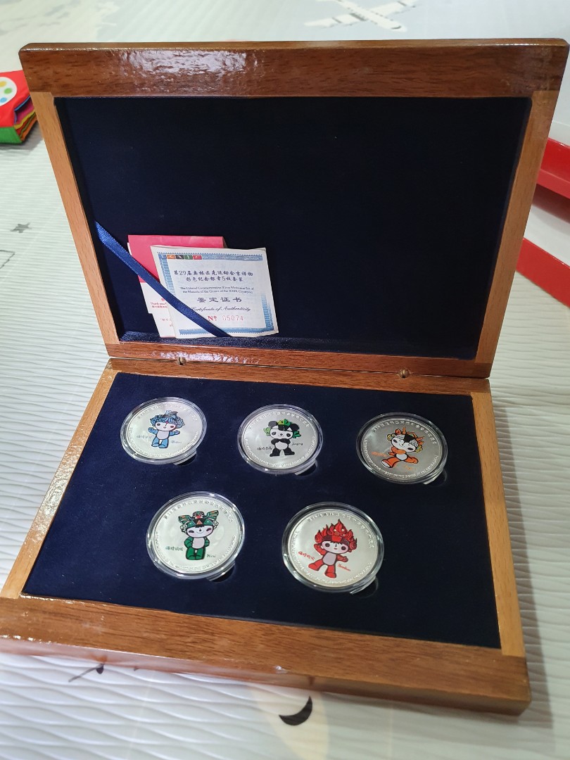 Beijing 2008 Olympics mascot medallion coin, wooden box. WITH ...