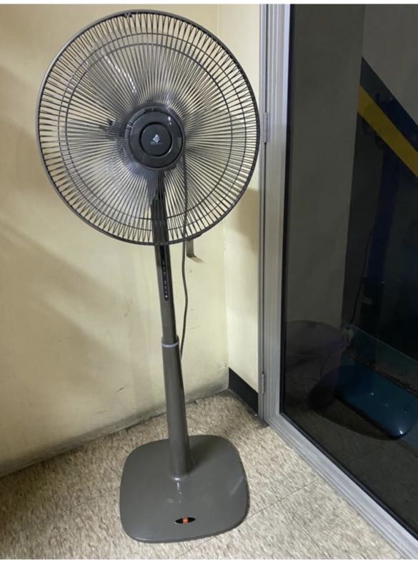 KDK Stand Fan, Furniture & Home Living, Lighting & Fans, Fans on Carousell