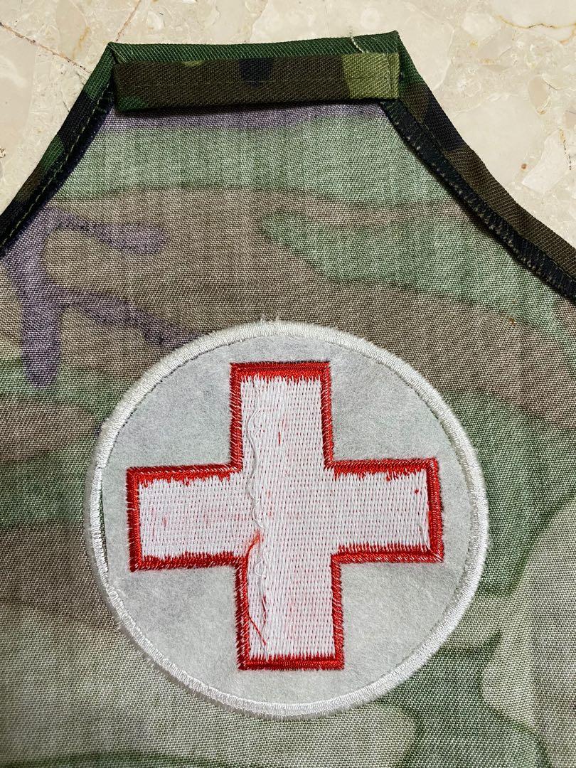 Vintage SAF Medic Armband, Hobbies & Toys, Memorabilia & Collectibles ...