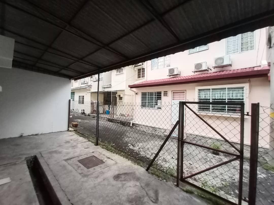 2 STOREY TERRACE HOUSE USJ 16 SUBANG JAYA, Property, For Sale on Carousell
