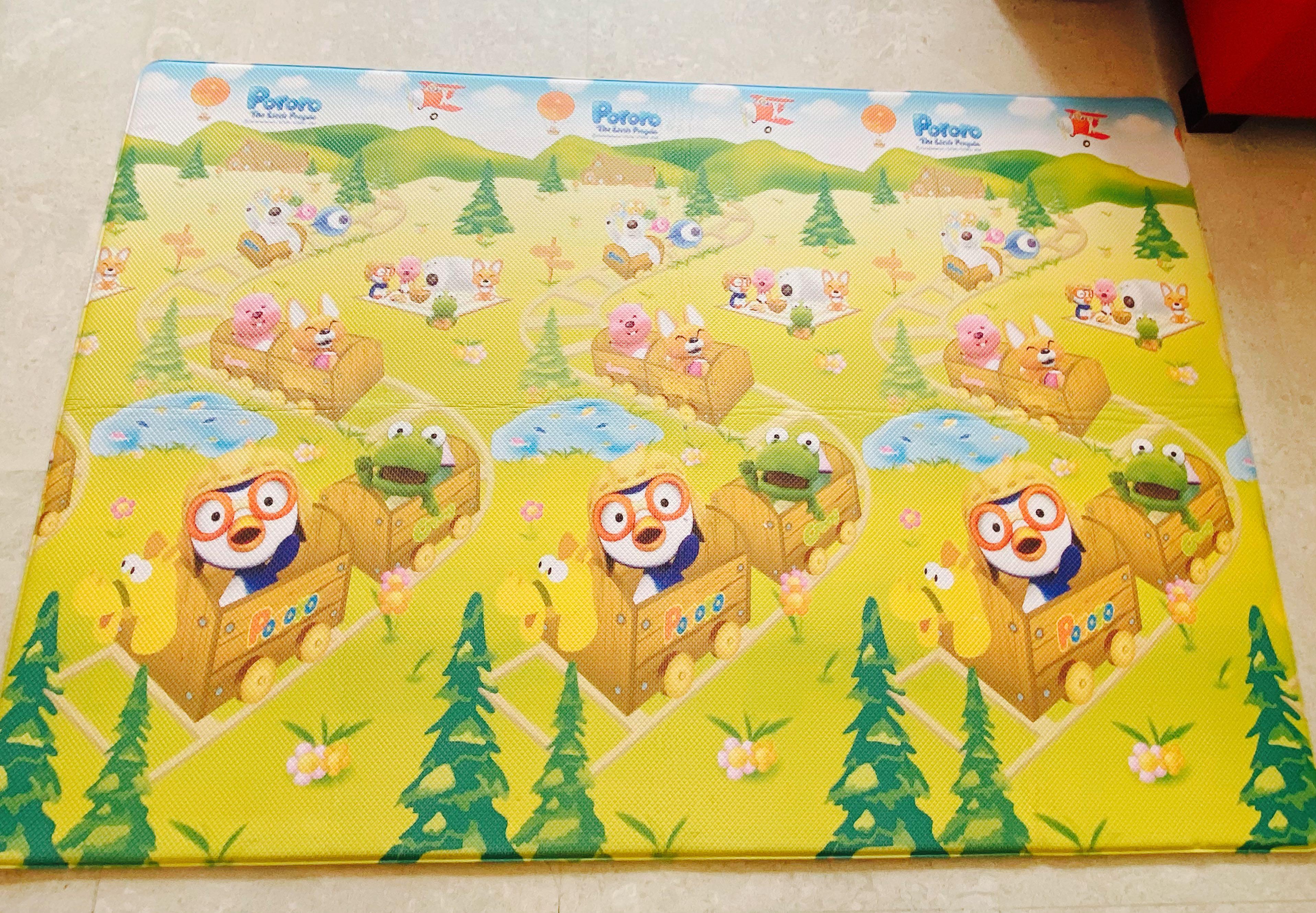 Kids Playmat 2-sided Pororo Parklon Play mat, Babies & Kids, Infant ...