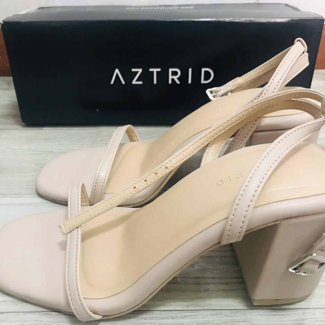 Aztrid Block Sandals in Bone, Women's Fashion, Footwear, Heels on Carousell
