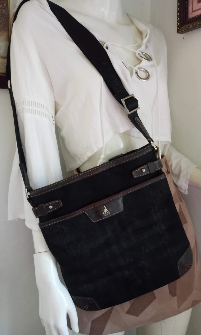 Beanpole Sling Bag for Men, Men's Fashion, Bags, Sling Bags on Carousell