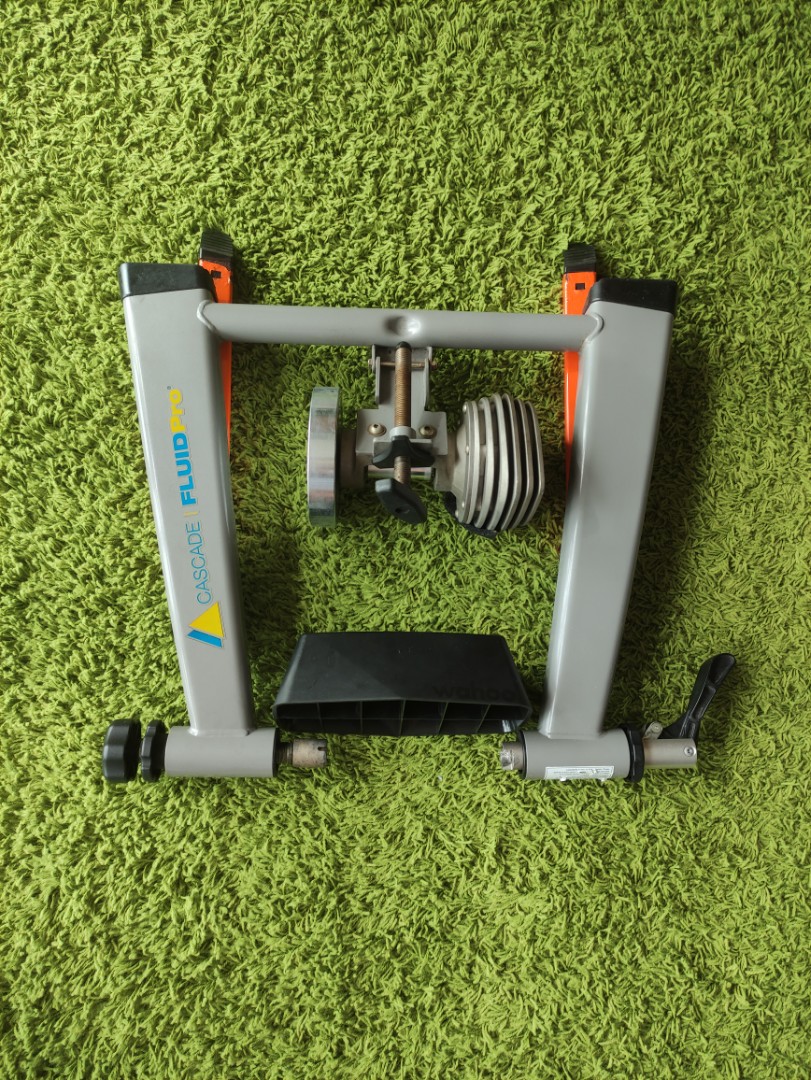 Cascade Fluid Pro Bike Trainer, Sports Equipment, Bicycles & Parts ...