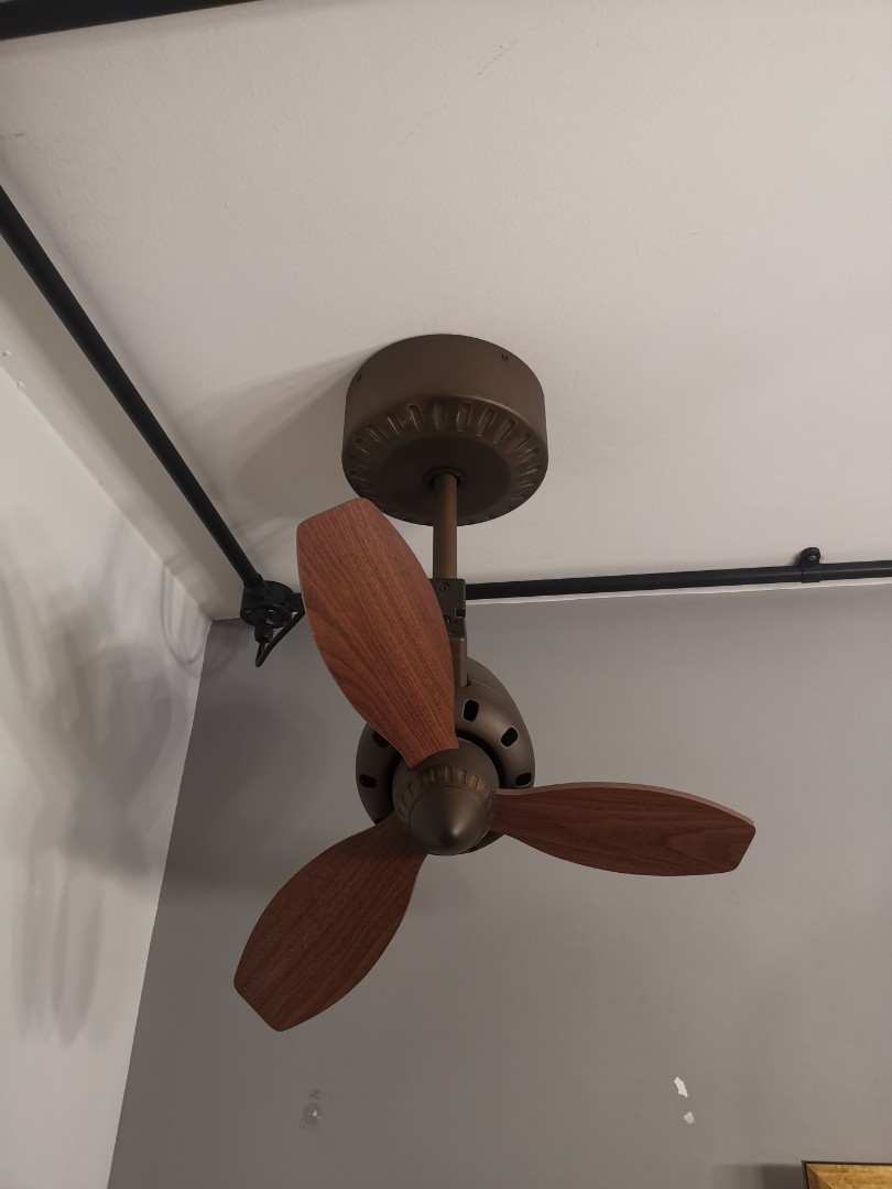 Elmark Corner Vintage Fan, Furniture & Home Living, Lighting & Fans ...