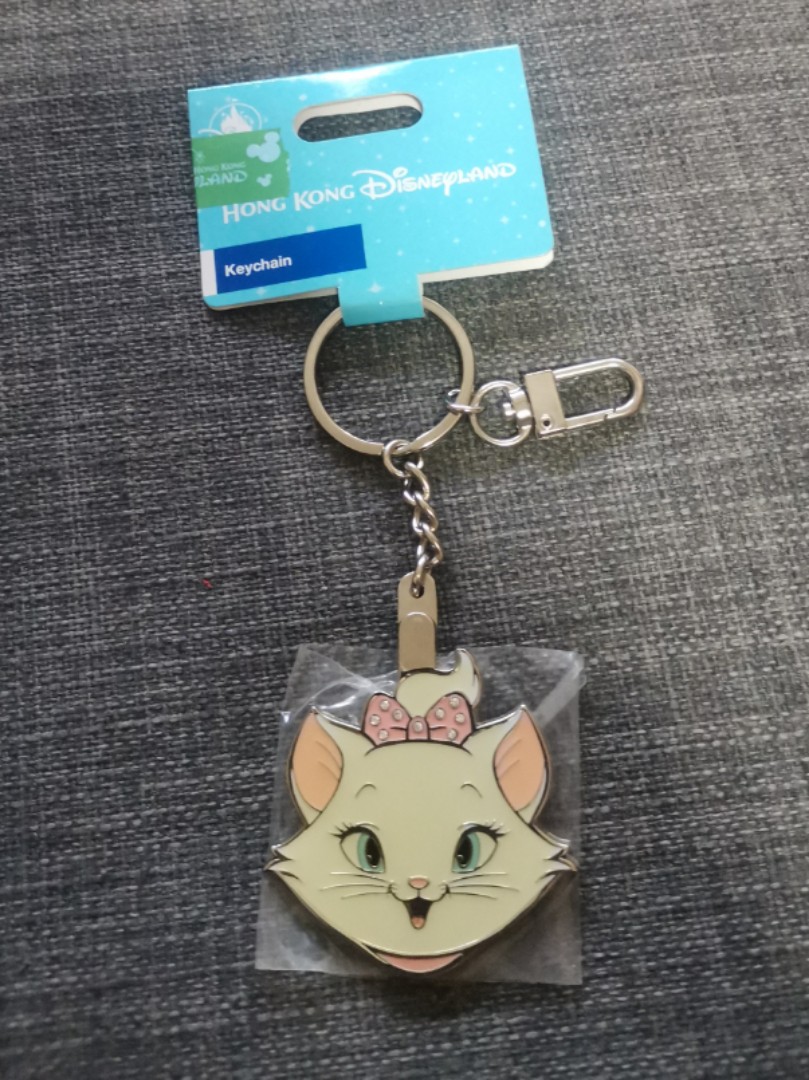 Hong Kong Disneyland Marie Keychain, Hobbies & Toys, Memorabilia ...