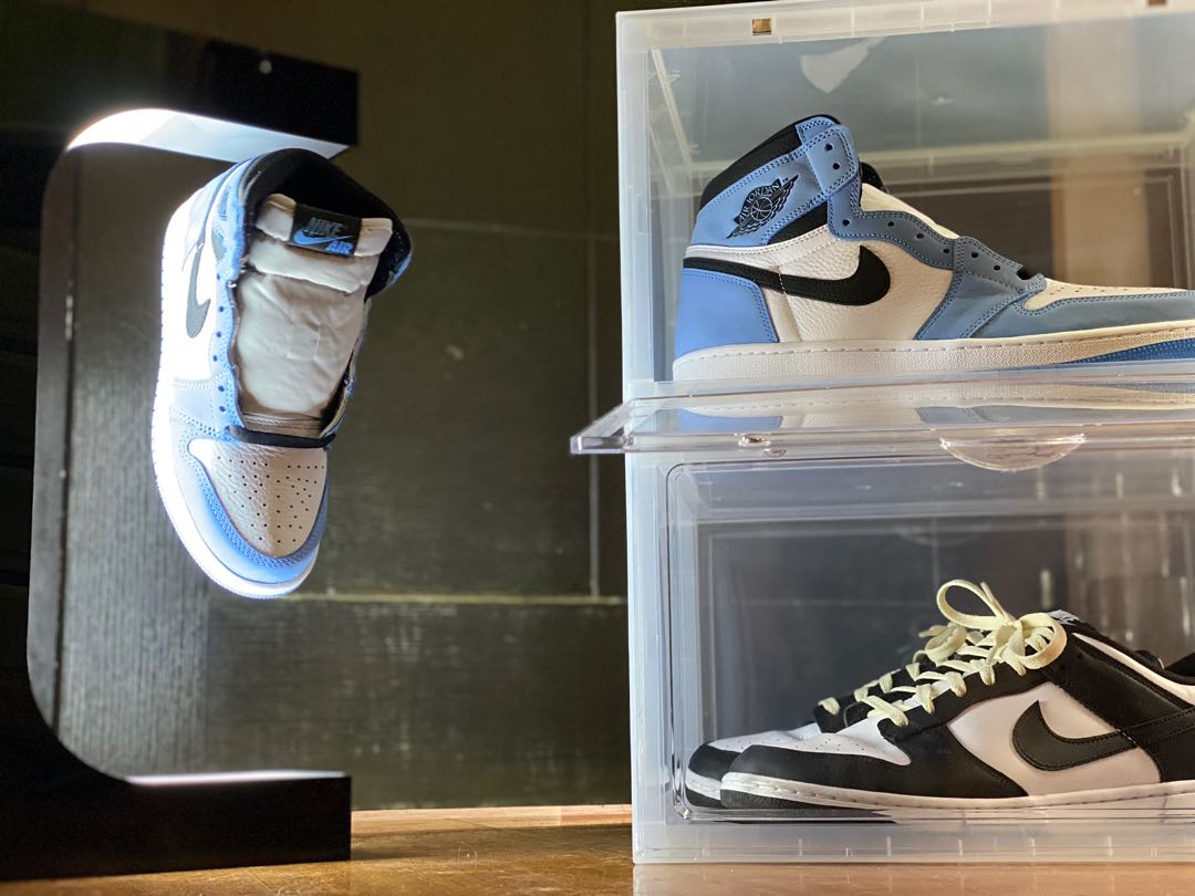 Magnetic levitating shoe display / Transparent Magnetic Shoe box ...