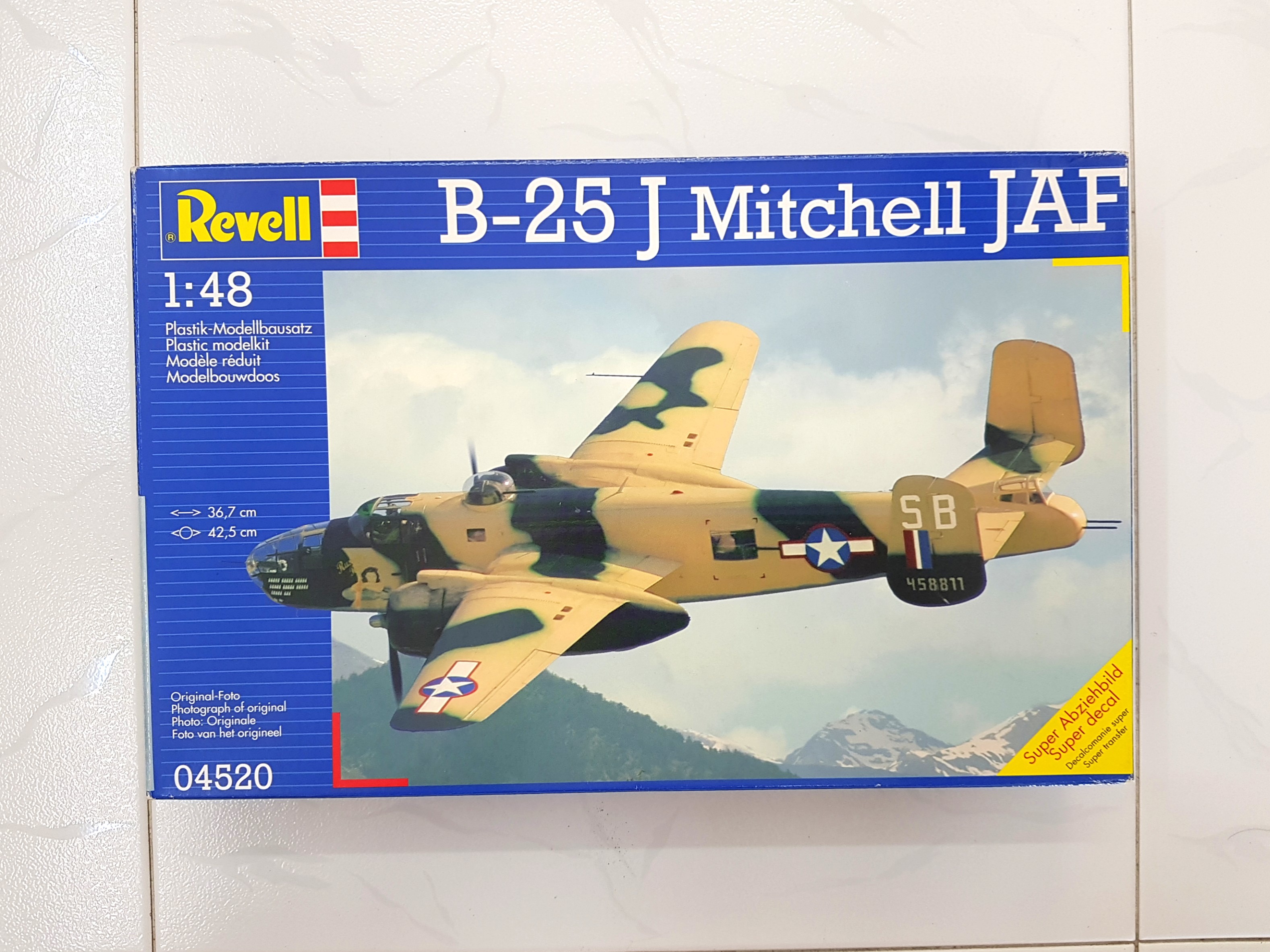 1/48 #04520 Revell USAF Bomber B-25J Mitchell JAF in livery ...