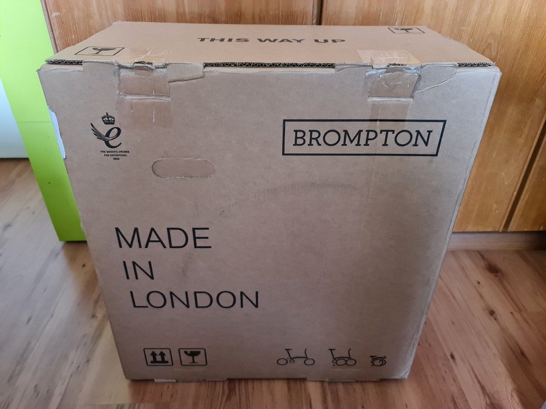 Brompton box (free), Sports Equipment, Bicycles & Parts, Parts ...