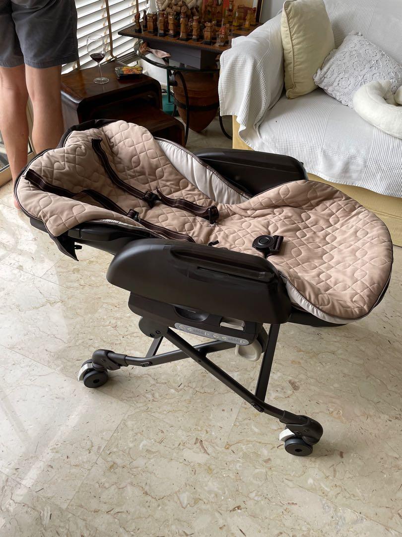 Combi Nemulila Auto Swing, Babies & Kids, Infant Playtime on Carousell