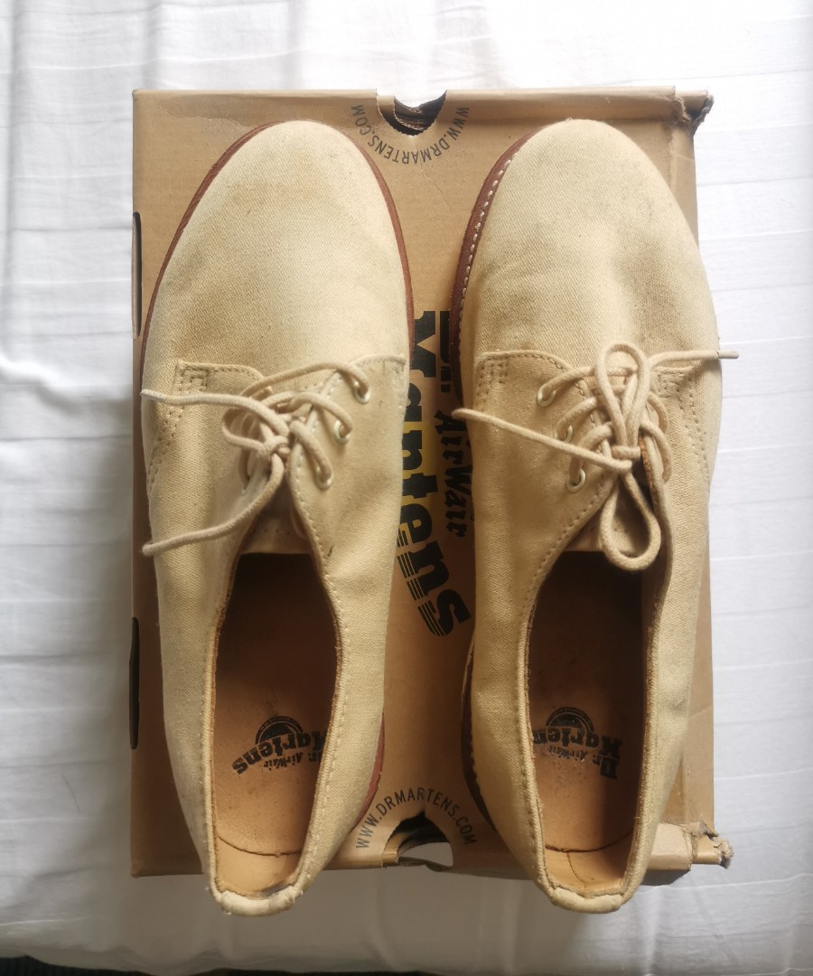 Dr Martens Lester, Women's Fashion, Footwear, Boots on Carousell