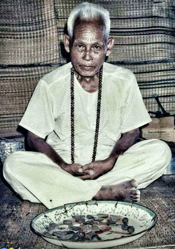 Lp Rith, 1st Batch Khun Paen Lang Salika Lingthong, year 2542, also ...