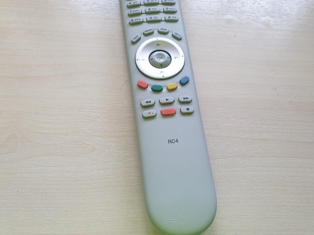 Loewe TV remote RC4, TV & Home Appliances, TV & Entertainment, TV Parts ...
