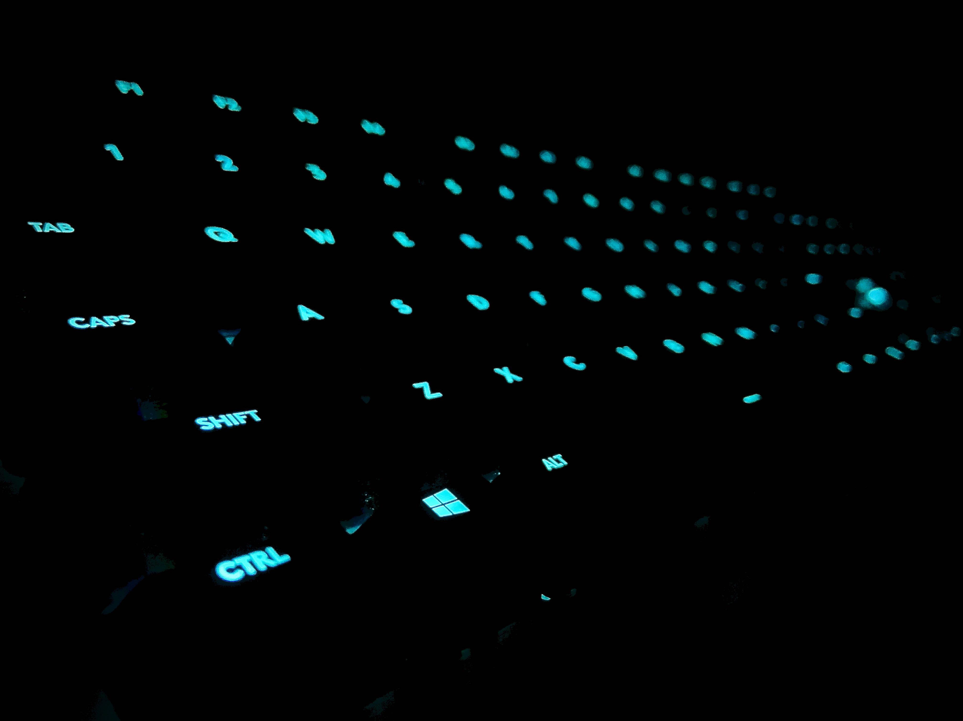 Logitech G512 Gaming Keyboard with Arm Rest, Computers & Tech, Parts ...