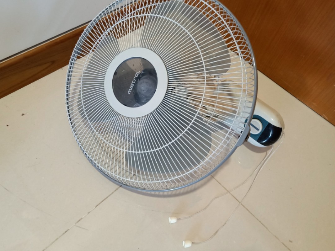Mistral Electric wall fan ( Pull string type ), Furniture & Home Living ...