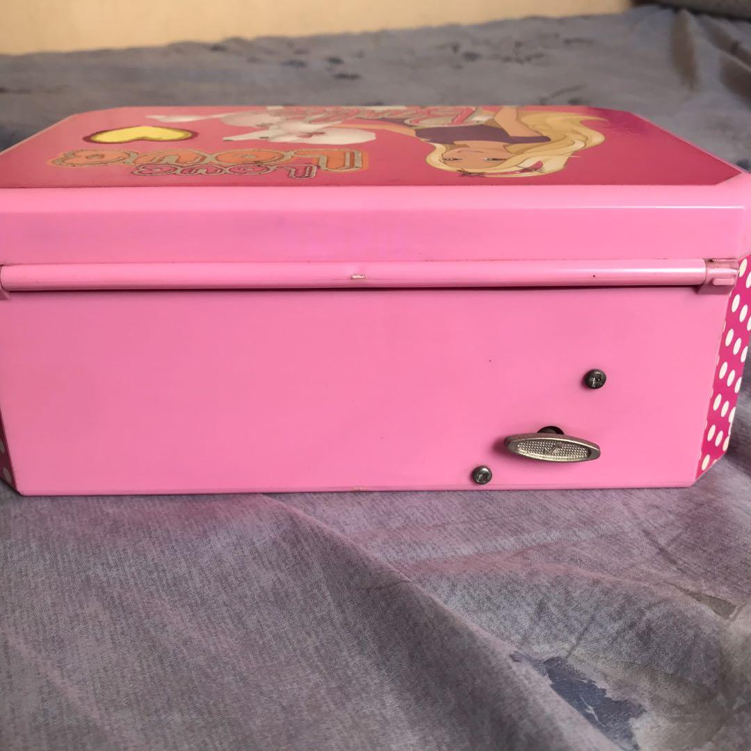 Original Barbie Jewelry Music Box, Women's Fashion, Jewelry ...