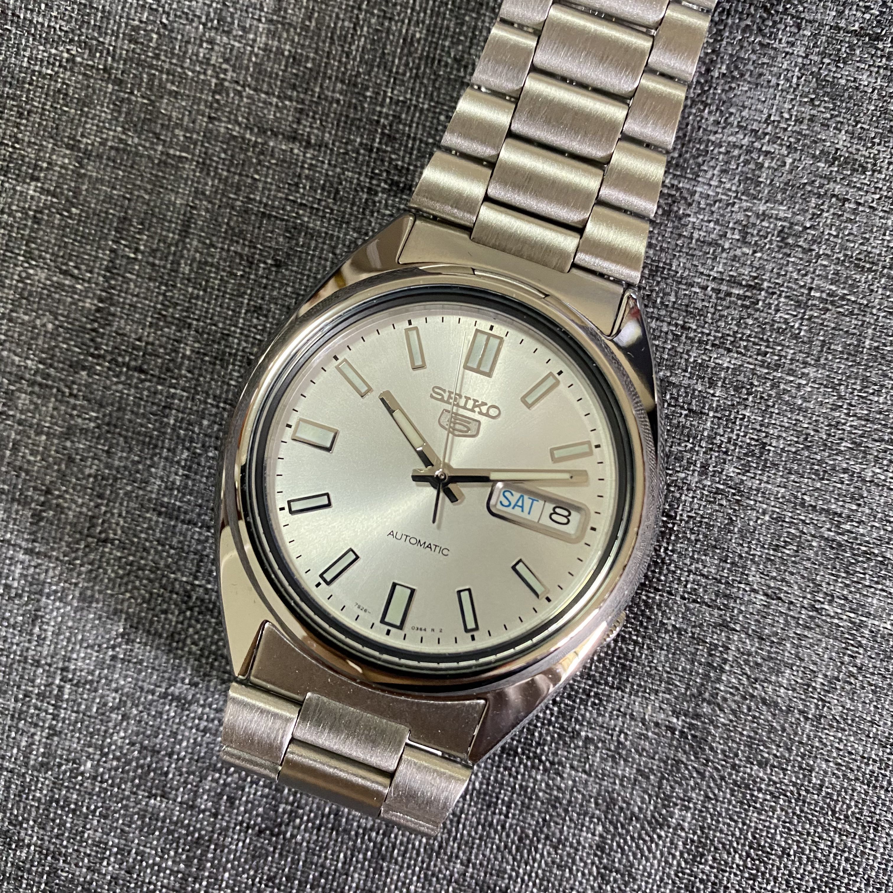 Seiko SNXS73, Men's Fashion, Watches on Carousell