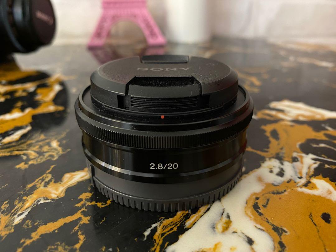 Sony 20mm f 2.8 e mount 超薄餅鏡 街拍/vlog, 攝影器材, 鏡頭及裝備 - Carousell