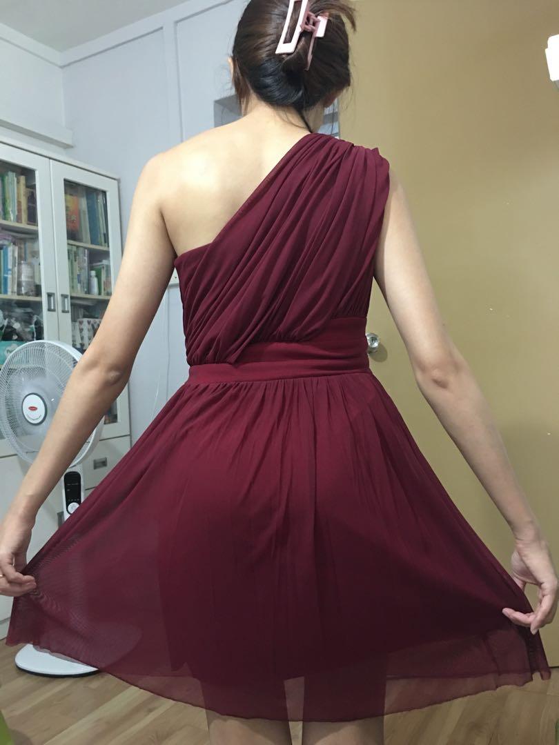 Sweet maroon toga dress~, Women's Fashion, Tops, Sleeveless on Carousell
