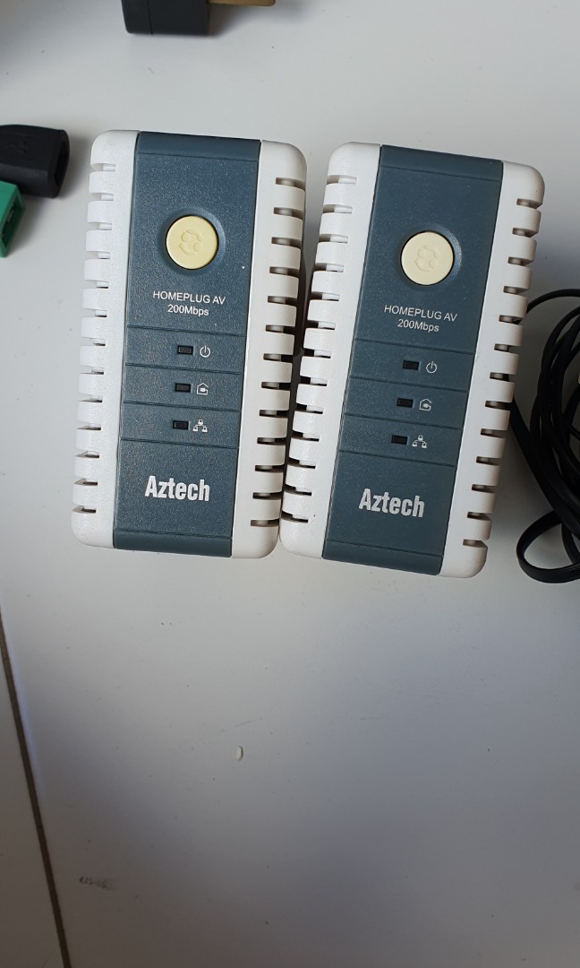 Aztech Powerline wifi Homeplug AV 200mbps, Computers & Tech, Parts ...