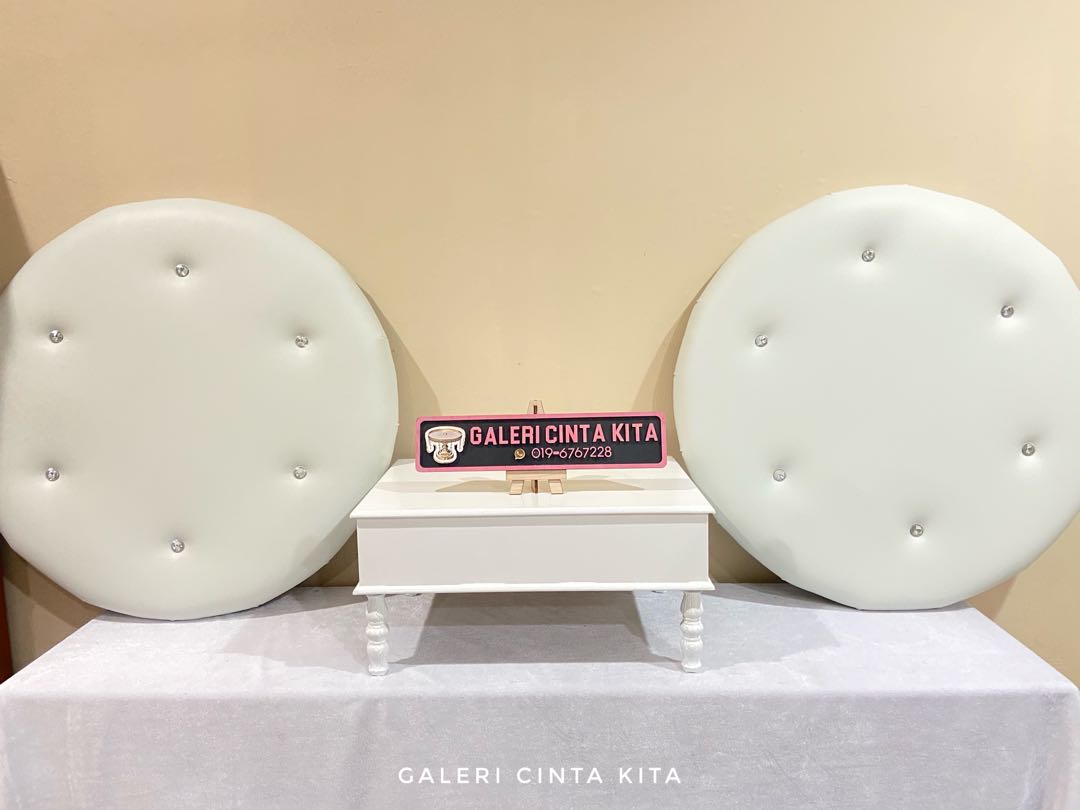 Bantal Nikah & Meja Nikah, Furniture & Home Living, Home Decor ...