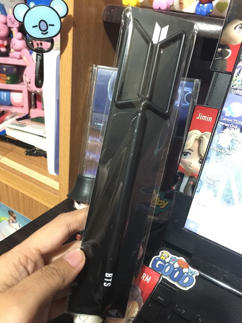 BTS Pop Up Ballpoint Pen BTS Logo, Hobbies & Toys, Memorabilia ...