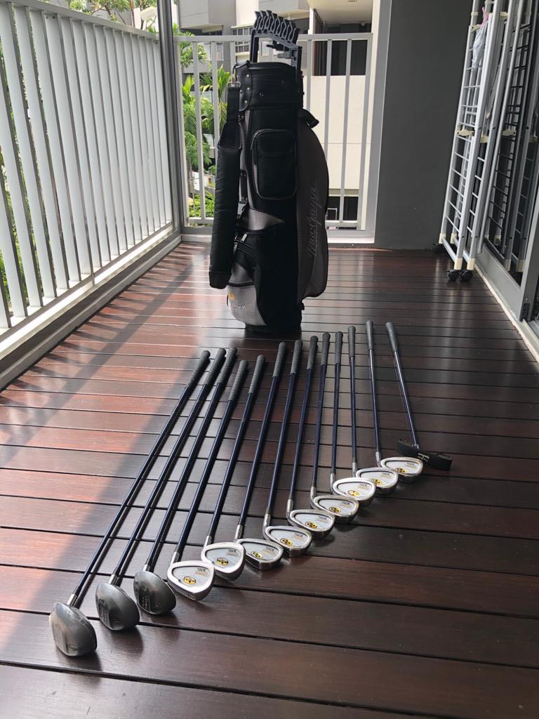 Crown Royal Golf Set, Sports Equipment, Sports & Games, Golf on Carousell