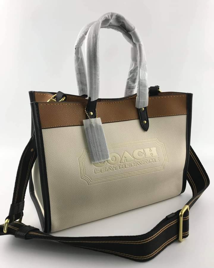 Coach Field Tote Small, Women's Fashion, Bags & Wallets, Tote Bags on ...