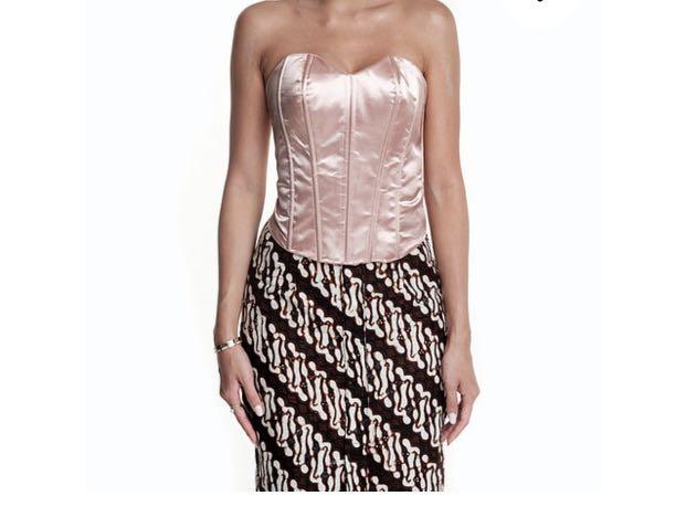 Corset/ Korset Dinda by Kebaya Wirda, Women's Fashion, Dresses & Sets ...