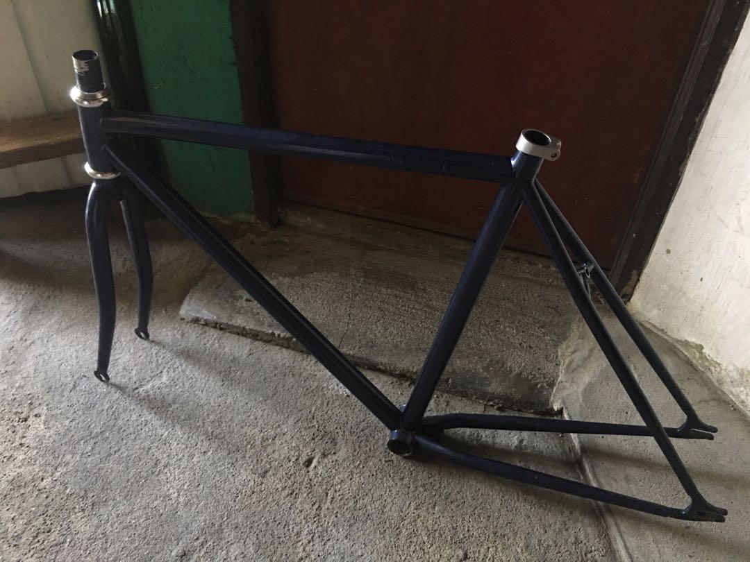 Fixed gear/single speed frameset, Sports Equipment, Bicycles & Parts ...
