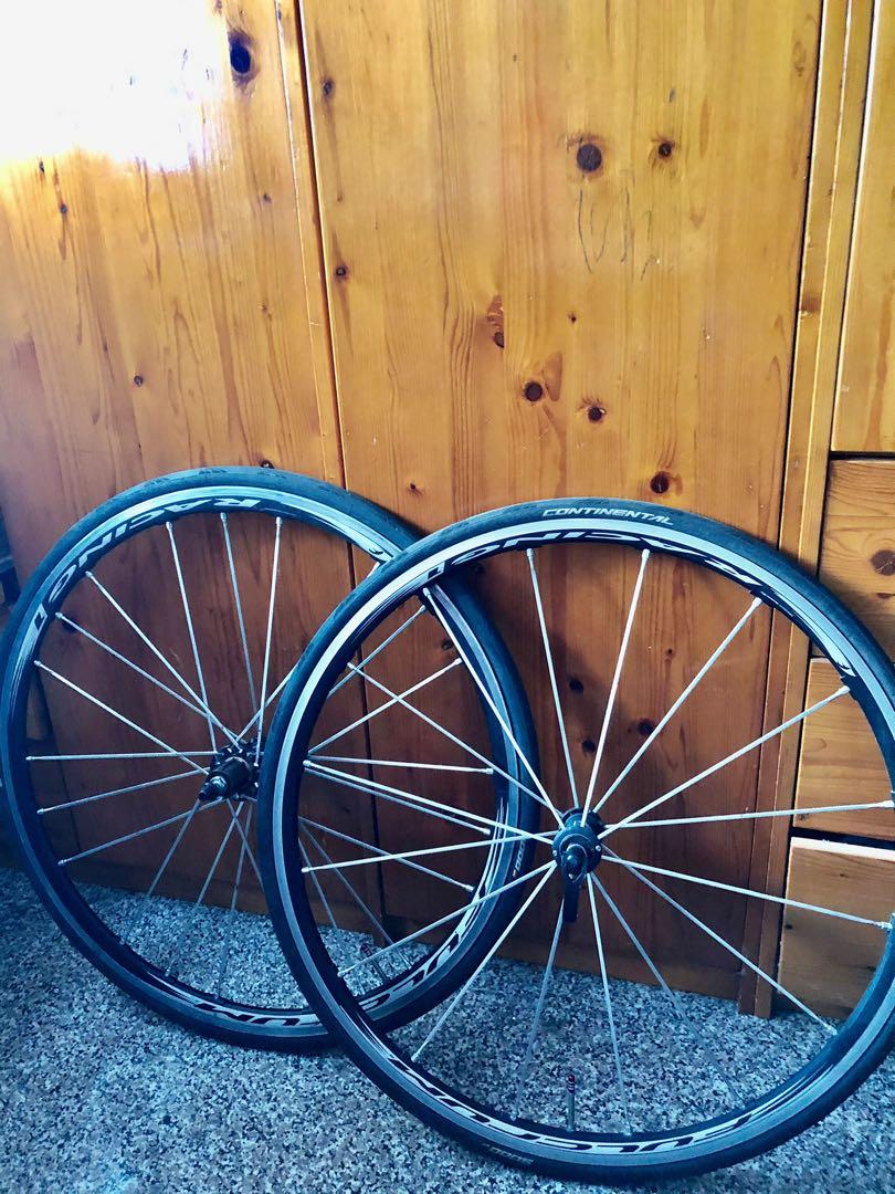 Fulcrum Racing 1 wheelset road bike one zipp enve, Sports Equipment ...