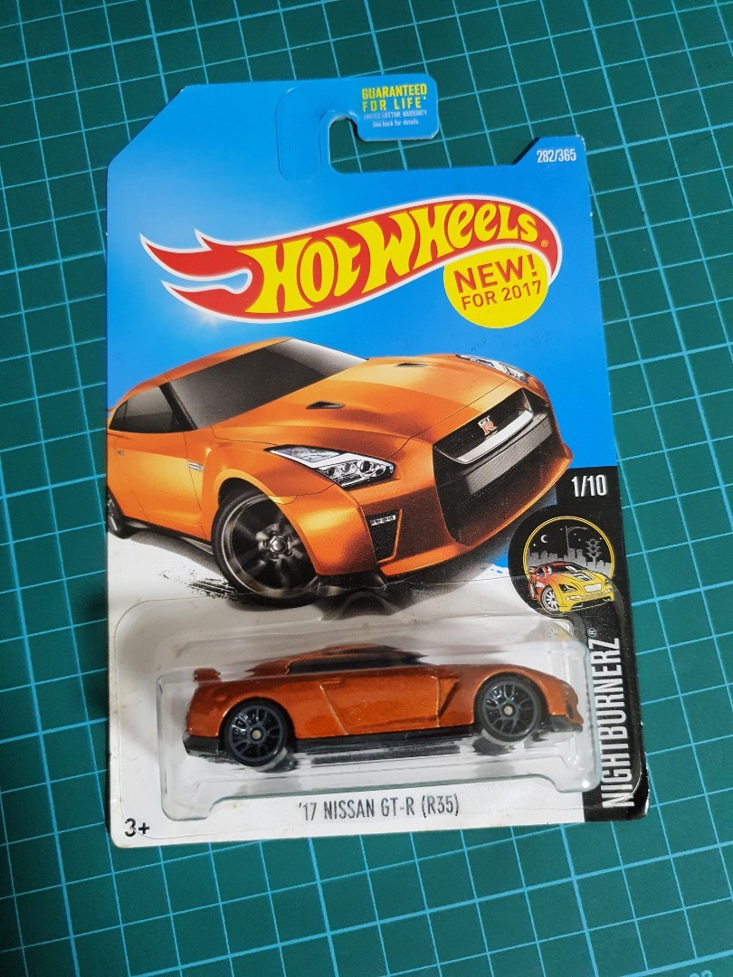 Hot wheels / hotwheels Nissan Gtr R35 (1 left), Hobbies & Toys, Toys ...