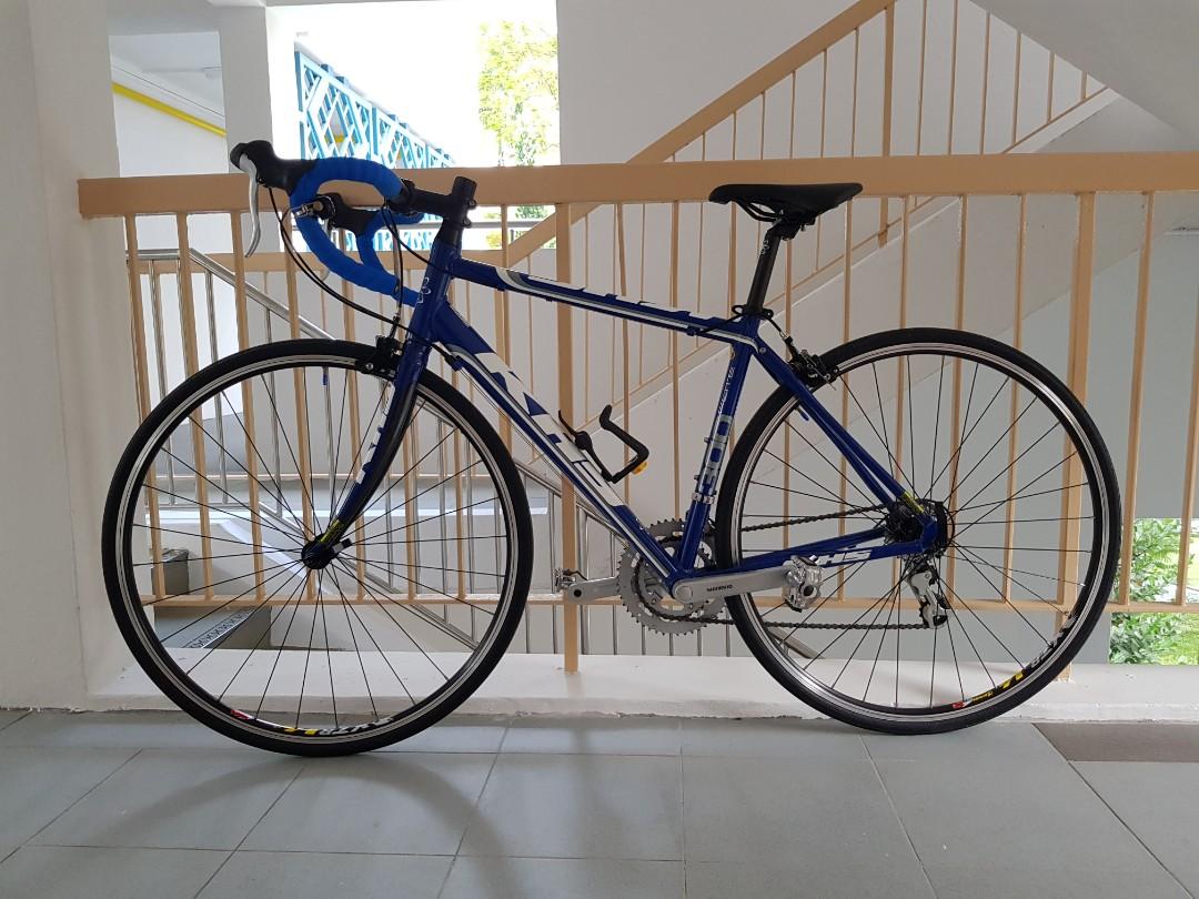KHS Flite 300 Road Bike, Sports Equipment, Bicycles & Parts, Bicycles on Carousell