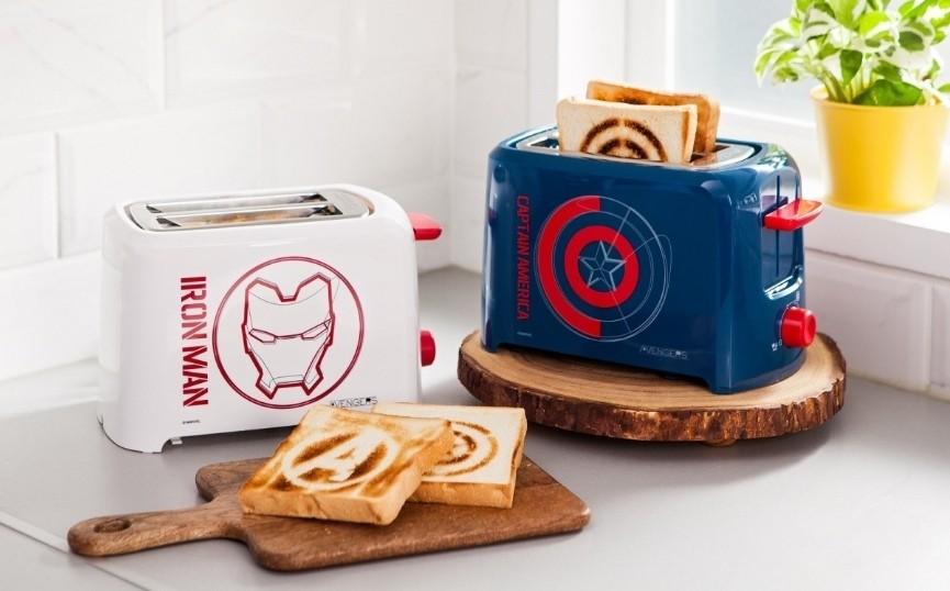 Official Avengers toaster (limited edition), Home Appliances ...