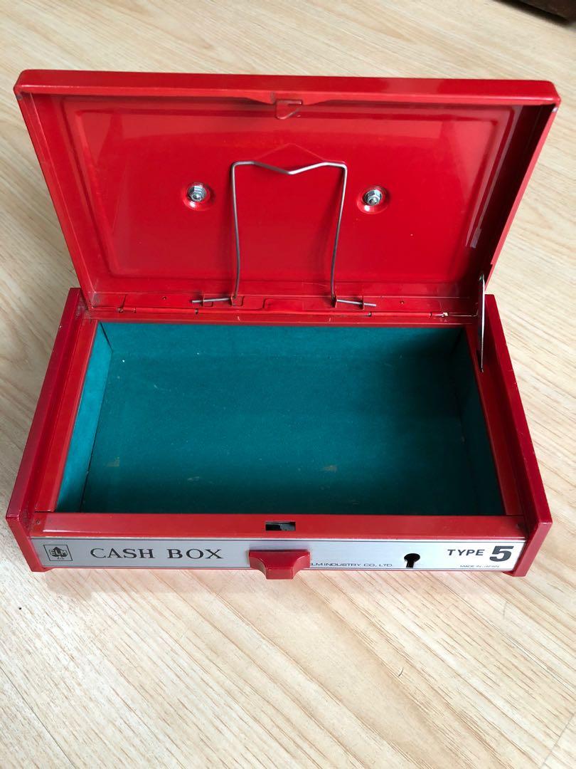 日本製 ELM Type 5 Cash Box 錢箱 , 興趣及遊戲, 收藏品及紀念品, 郵票及印刷品 - Carousell