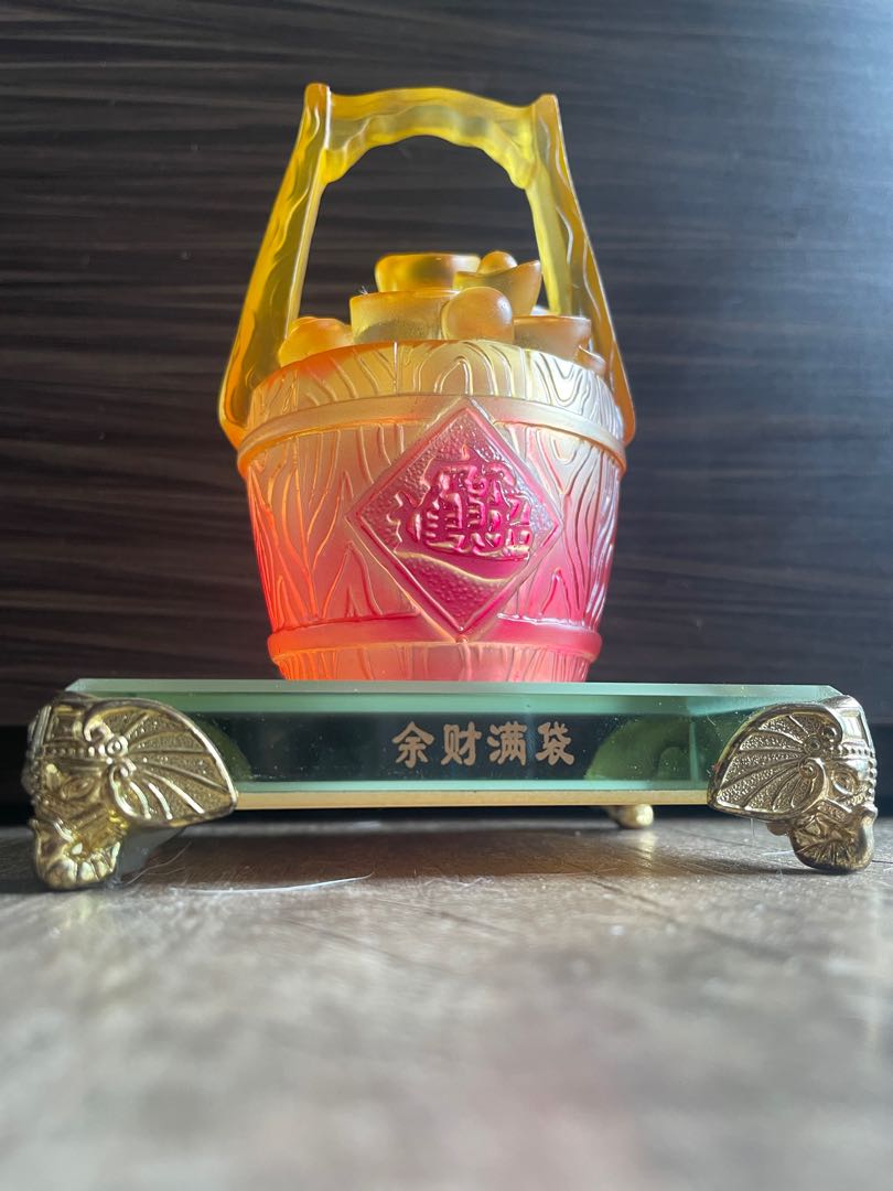 Fortune Pot Statue, Hobbies & Toys, Memorabilia & Collectibles ...