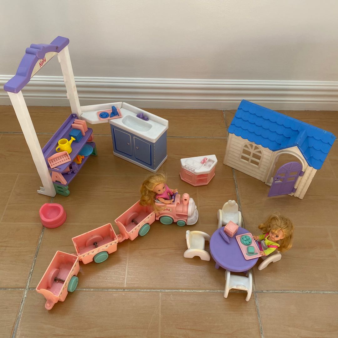 Kelly Classroom and Playhouse Set, Hobbies & Toys, Toys & Games on ...