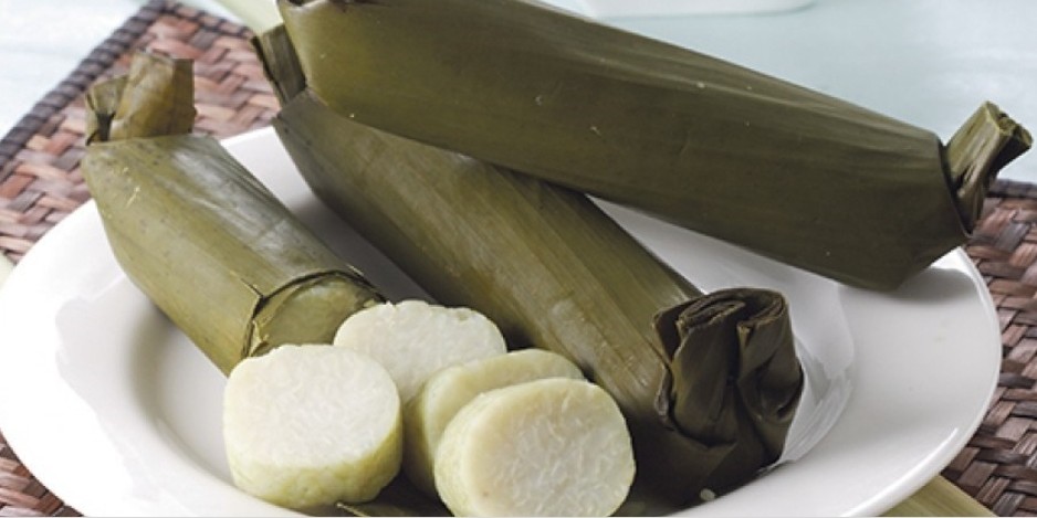 Pre-order traditional lontong for hari raya, Food & Drinks, Local Eats ...