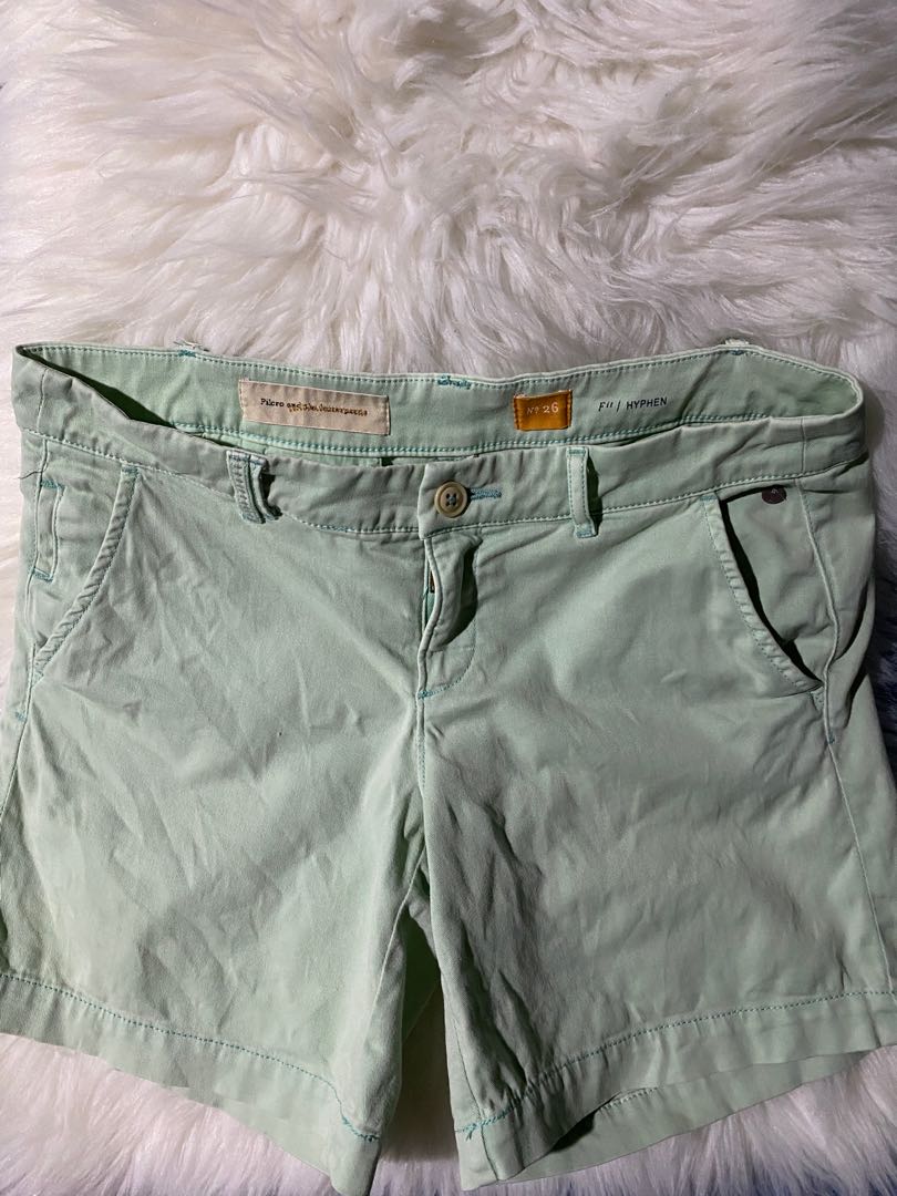 sage green short, Women's Fashion, Bottoms, Shorts on Carousell